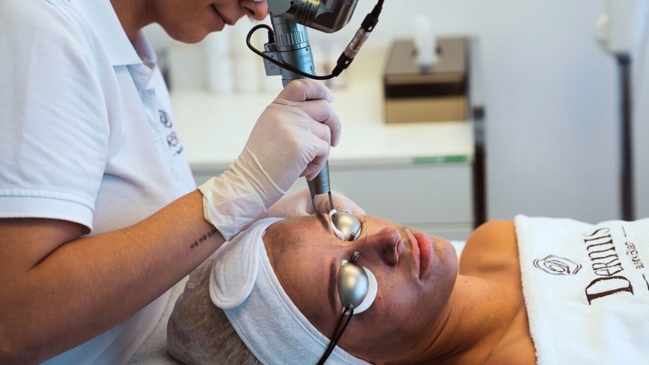 Beautiful without a scalpel: laser treatments - Dermis Hautklinik